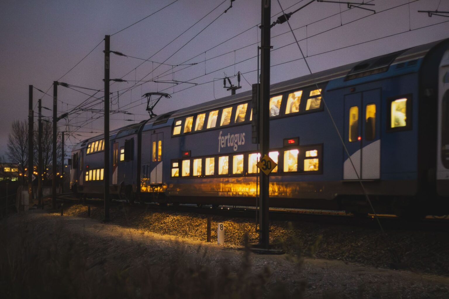 Comboios da Fertagus para Setúbal passam a circular de 20 em 20 minutos