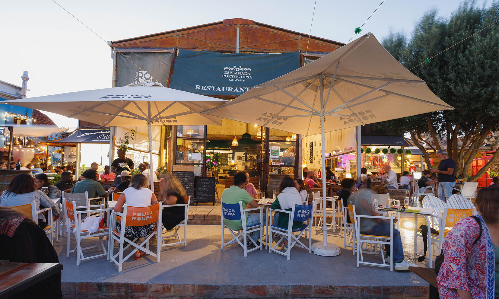 Uma Esplanada Portuguesa, com certeza: do início ao fim da noite no ...